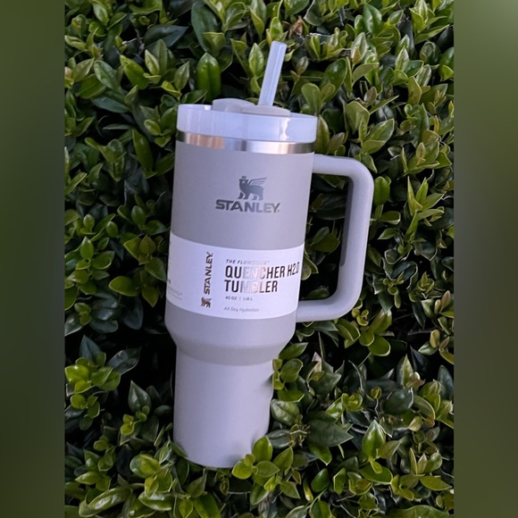 Stanley | Other | Nwt Stanley Quencher H2 Flowstate Tumbler 40oz Flint ...